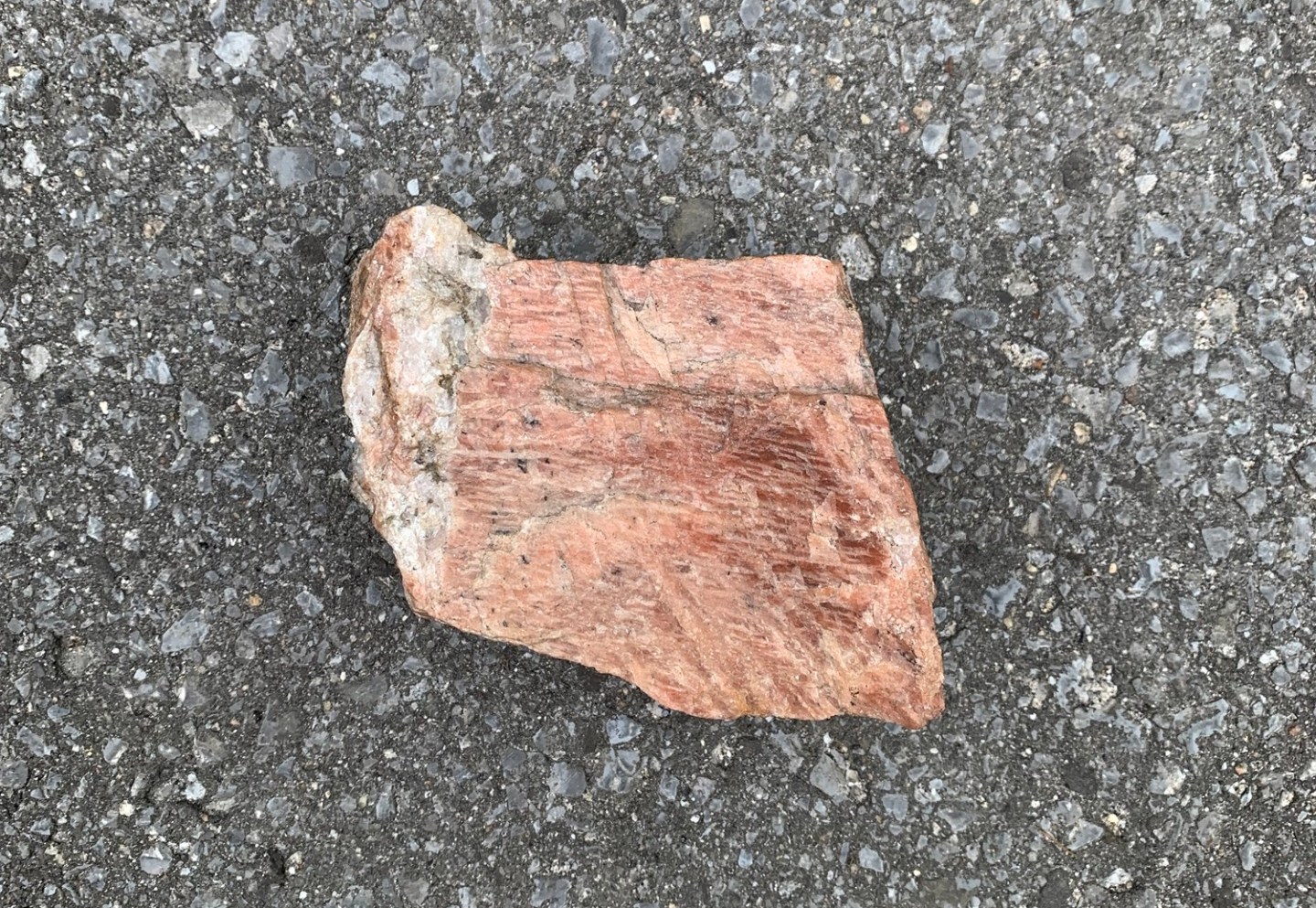 Minerals of the Silver Queen Mine: Feldspar | Friends of Murphys Point Park